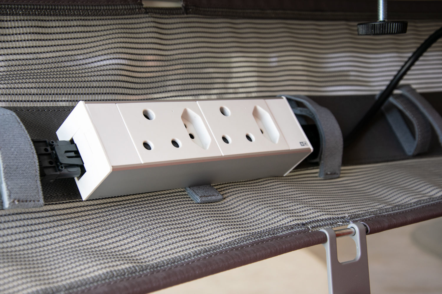 Grid Power - Single & Dual Power Circuits | Ergolab Accessories